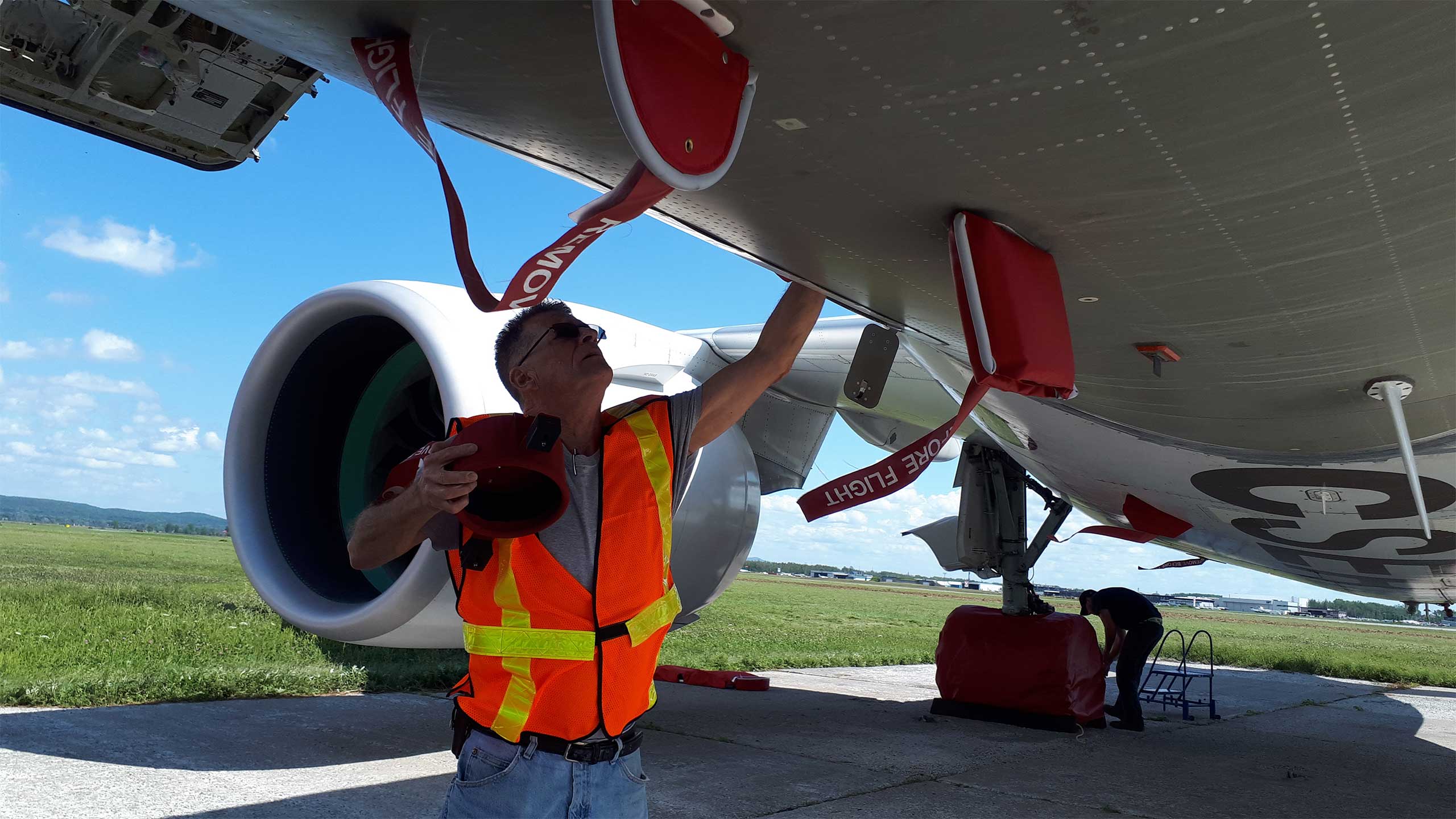 Kinnear Upholstery inc. | Protective Aircraft Covers & SGSE